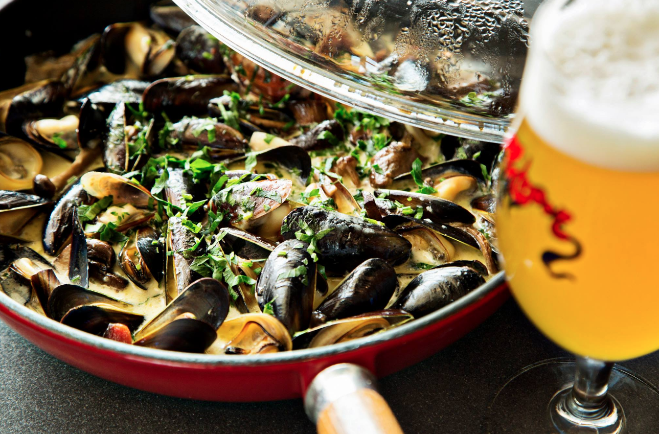 Mussel Bar Gets Ready To Open in Harbor East - Baltimore Magazine